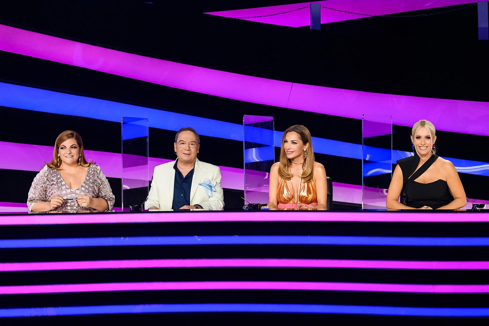 J2US | OPEN TV | PHOTOS